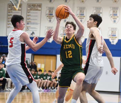 Boys basketball: Hirsch’s 23 leads Fremd to Hardwood Classic crown