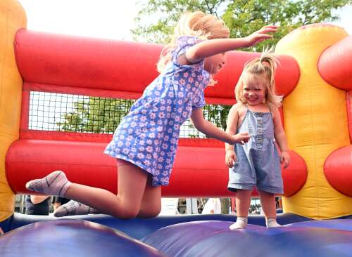 Car show highlights final day of Heritage Fest in West Dundee