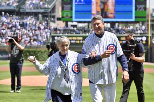 Bell(e) of the ball(game): 88-year-old Cubs fan marks end of cancer ...