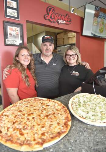 After years cooking in his backyard, man opens Legends Pizza in Carol Stream