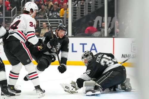 Connor Bedard scores for 3rd straight game, Blackhawks hold off Kings 2-1