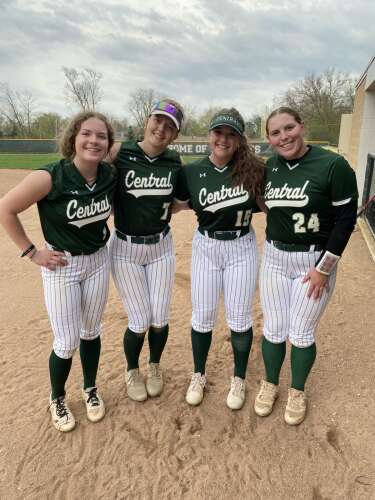 Lake softball notes: Grayslake Central turning heads in early going
