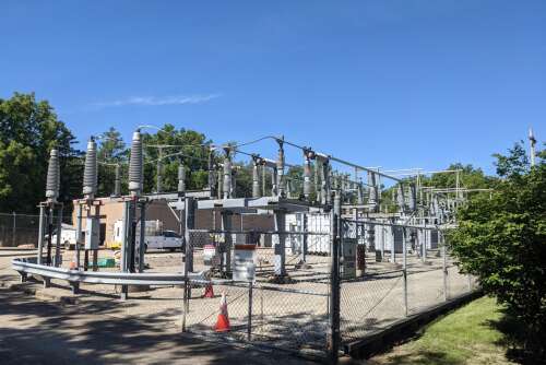 Schaumburg approves 104-foot-tall data transmission antenna
