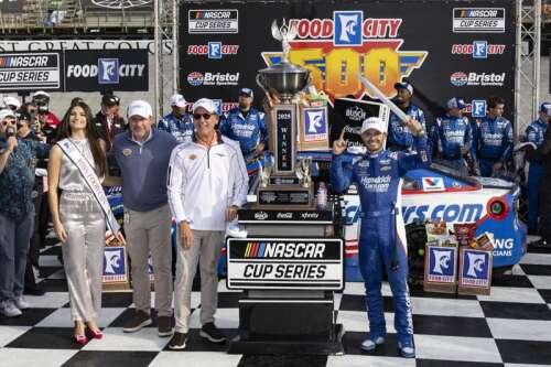 Kyle Larson dominates and claims an emotional Cup victory at Bristol ...