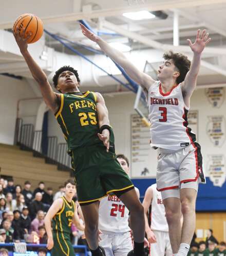 Boys basketball: Hirsch’s 23 leads Fremd to Hardwood Classic crown