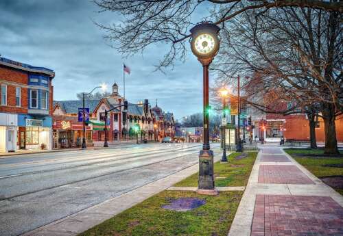 Libertyville’s downtown preservation/promotion group celebrates 35 years