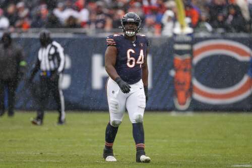 Injuries made interior offensive line a weak spot for Bears in 2023
