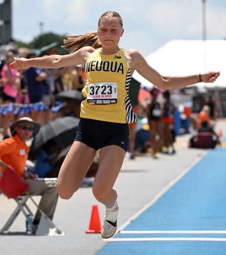 Girls track and field: St. Francis sets state record in winning 3,200 relay