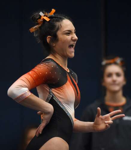 Hersey holds off Glenbrook North to win sectional