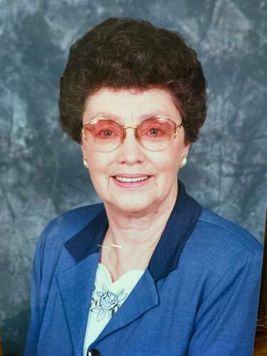 Earline ‘Sally’ Hill of Carbondale