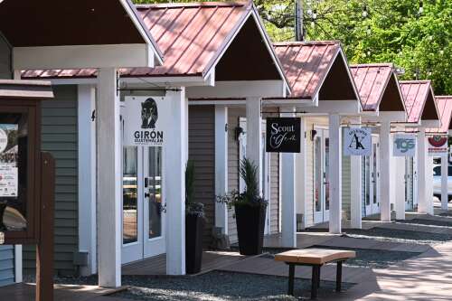 Warrenville to bring tiny shop trend to riverfront park