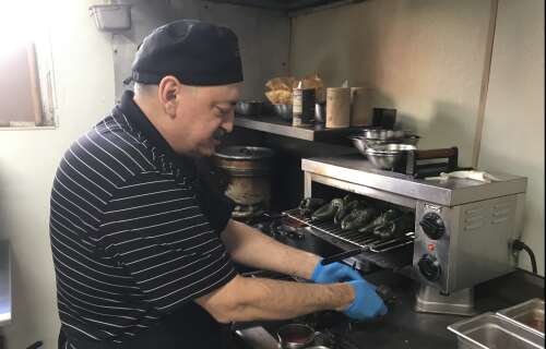 ‘The authentic way’: How a small family restaurant in downtown Palatine ...